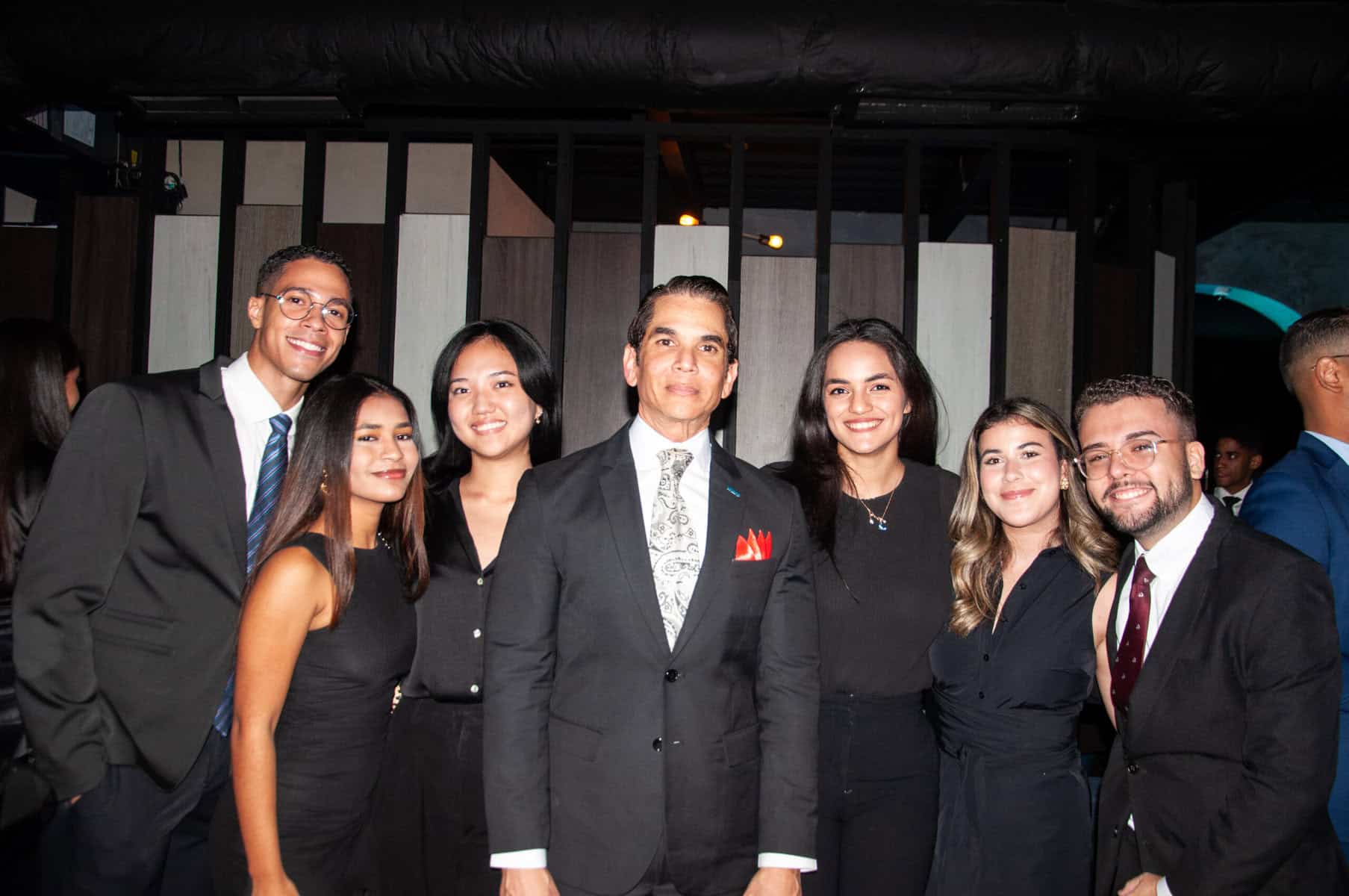 Estudiantes UNIBE realizan lanzamiento Congreso Internacional ...